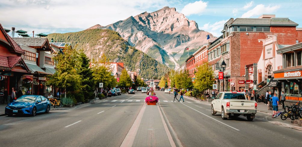 8 Day Highlights of Canadian Rockies