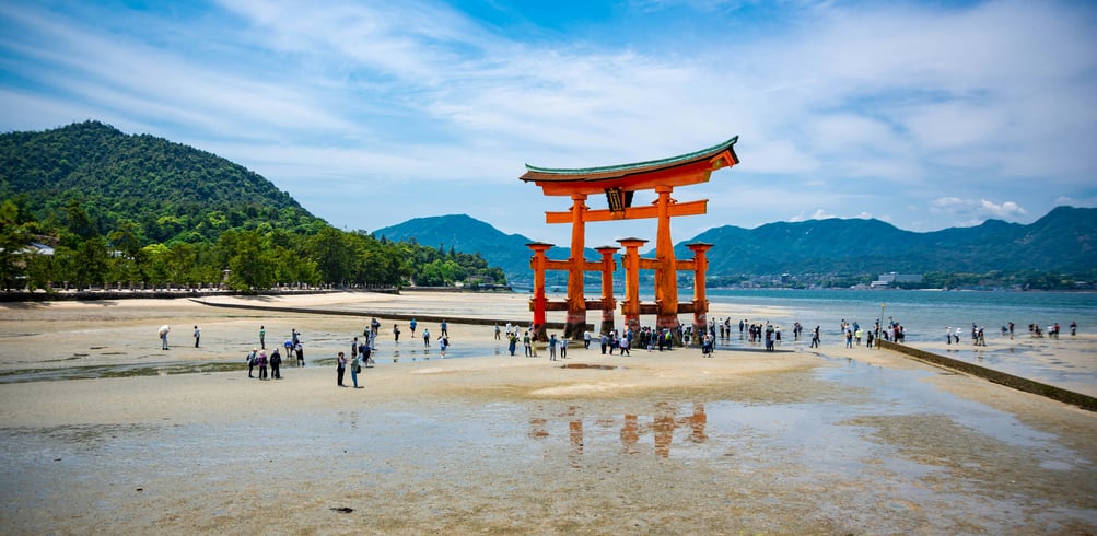 Fly Stay Cruise - 15 Day The Crown of Asia: Japan & South Korea aboard ...